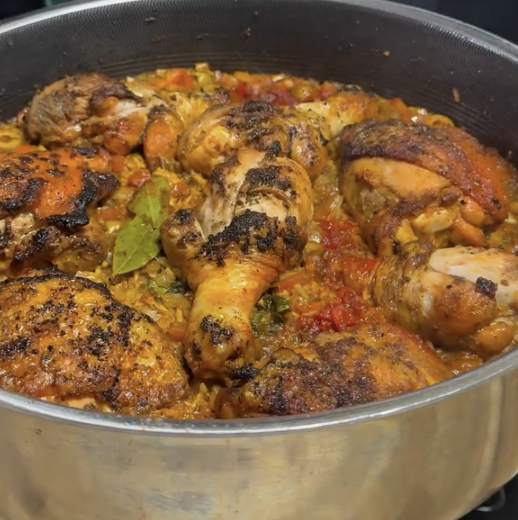 Arroz Con Pollo: A Flavor-Packed One-Pot Chicken and Rice Recipe You’ll ...